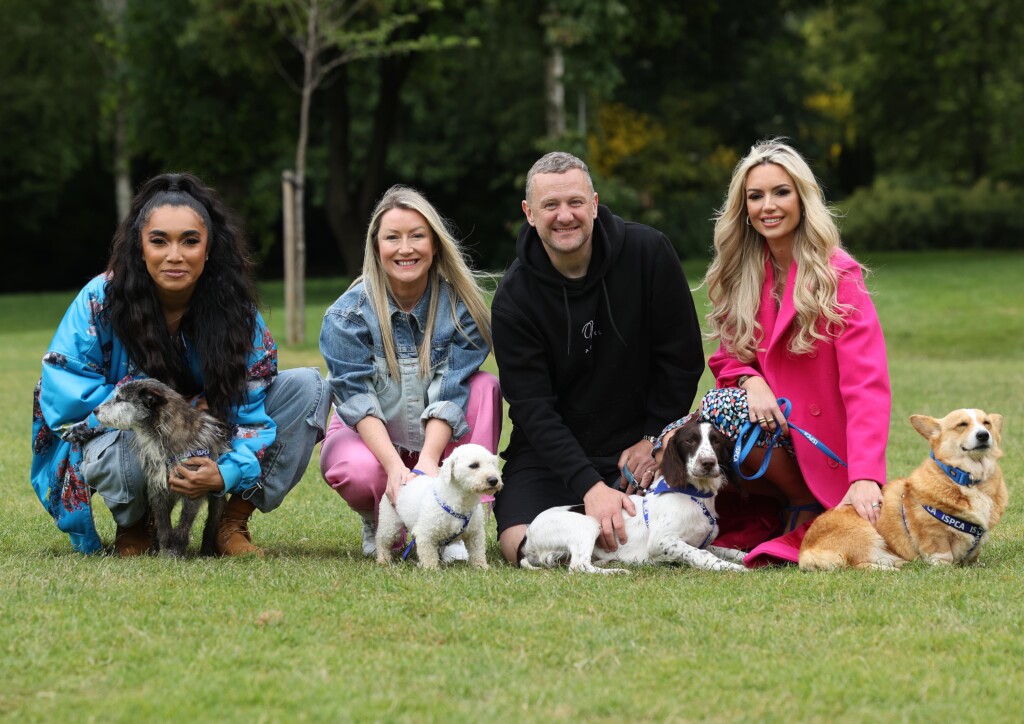 Pictured here in Merrion Square are Erica Cody (left) with Andrea Hayes ...