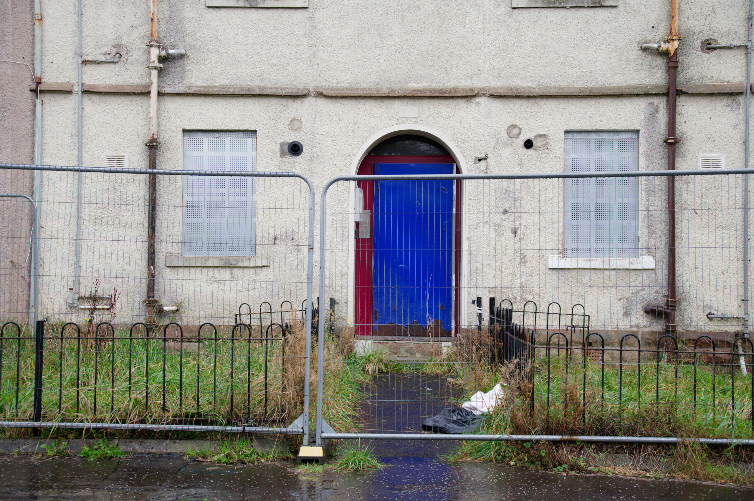 bigstock-Derelict-Empty-Poor-Housing-Sc-467393531-scaled.jpg