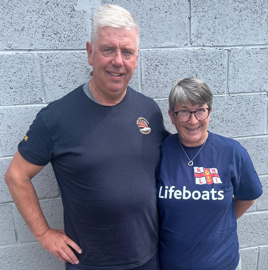 Fergal and his wife Mags (the skipper of the Somerville fleet) relaxing ...